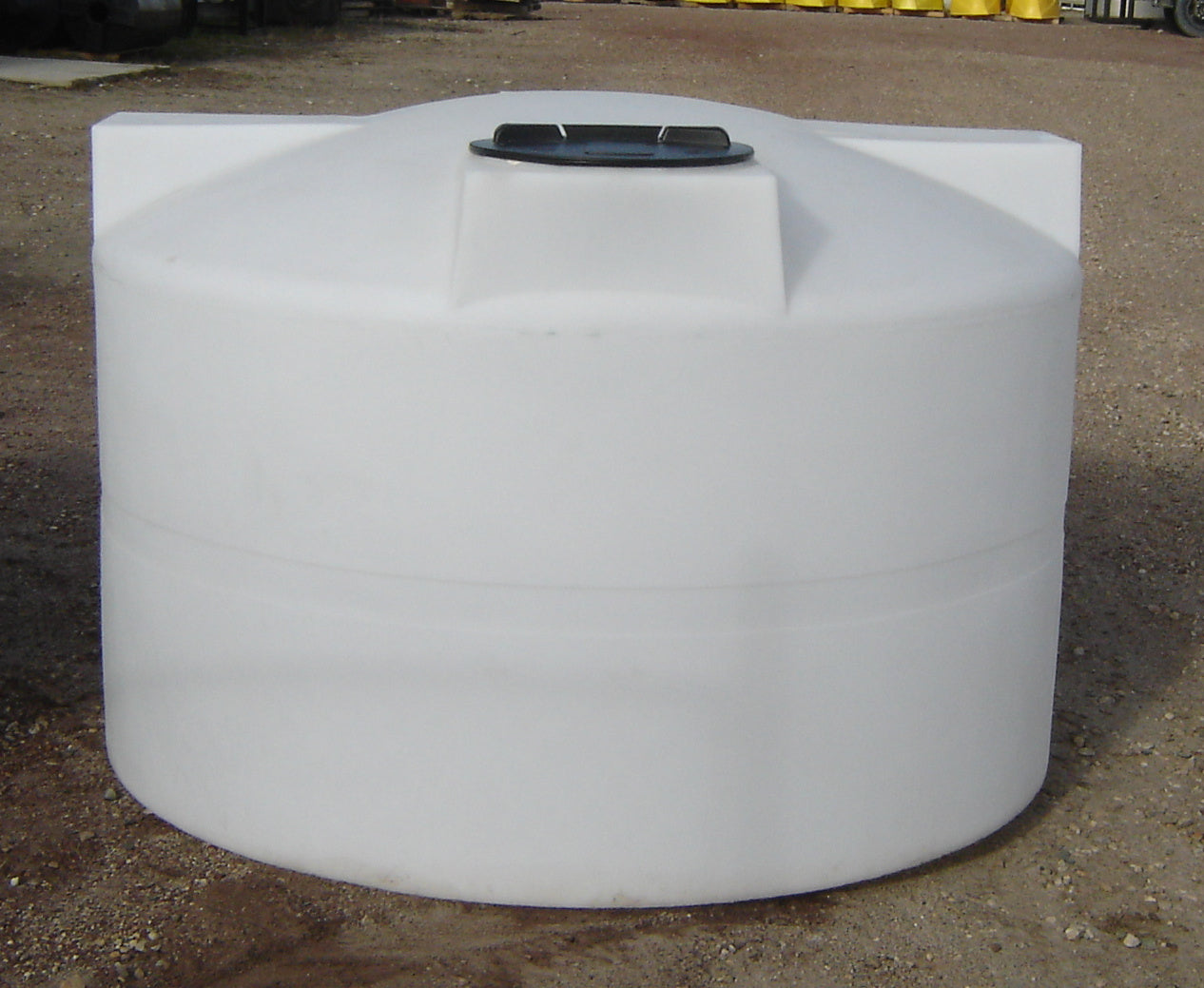 750 Gallon Industrial Grade XLPE Vertical Tank – All About Tanks