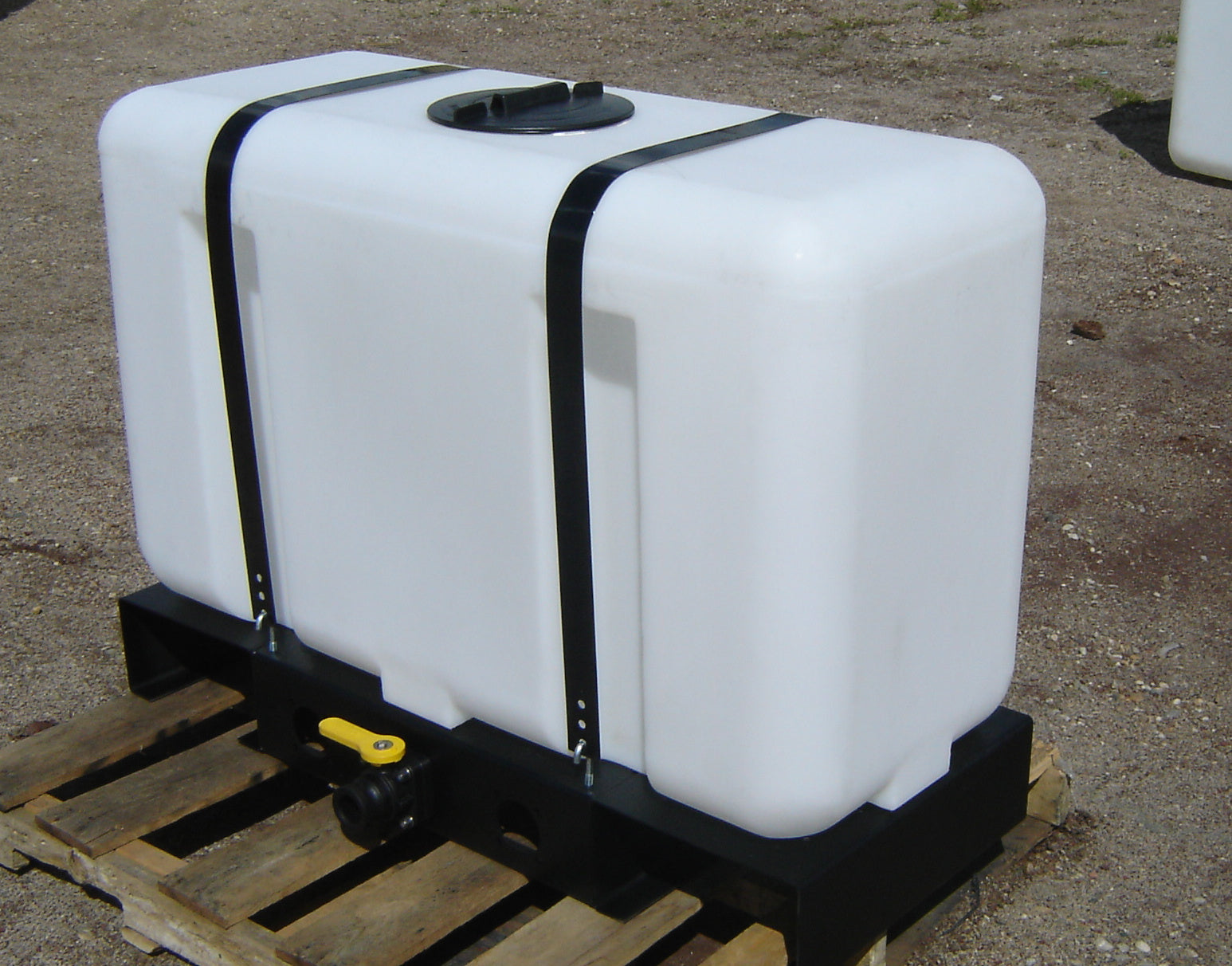 Portable 120 Gallon Tank W/Skid Mounted Tank – All About Tanks
